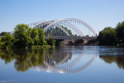 Reviews of the first weekday commute on the Strandherd-Armstrong bridge ...
